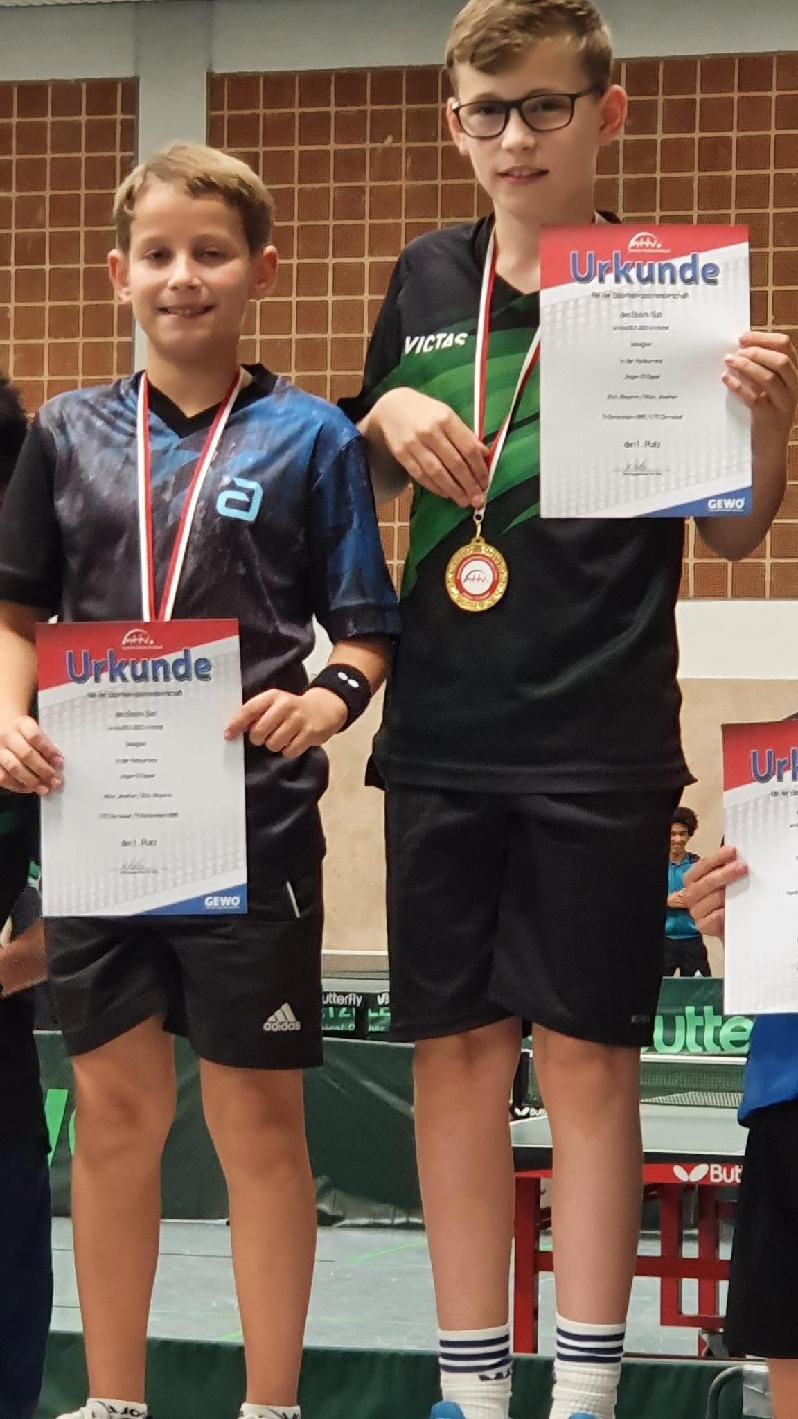 Jonathan mit Platz 3 und Titel im Doppel bei Bezirksmeisterschaften ...